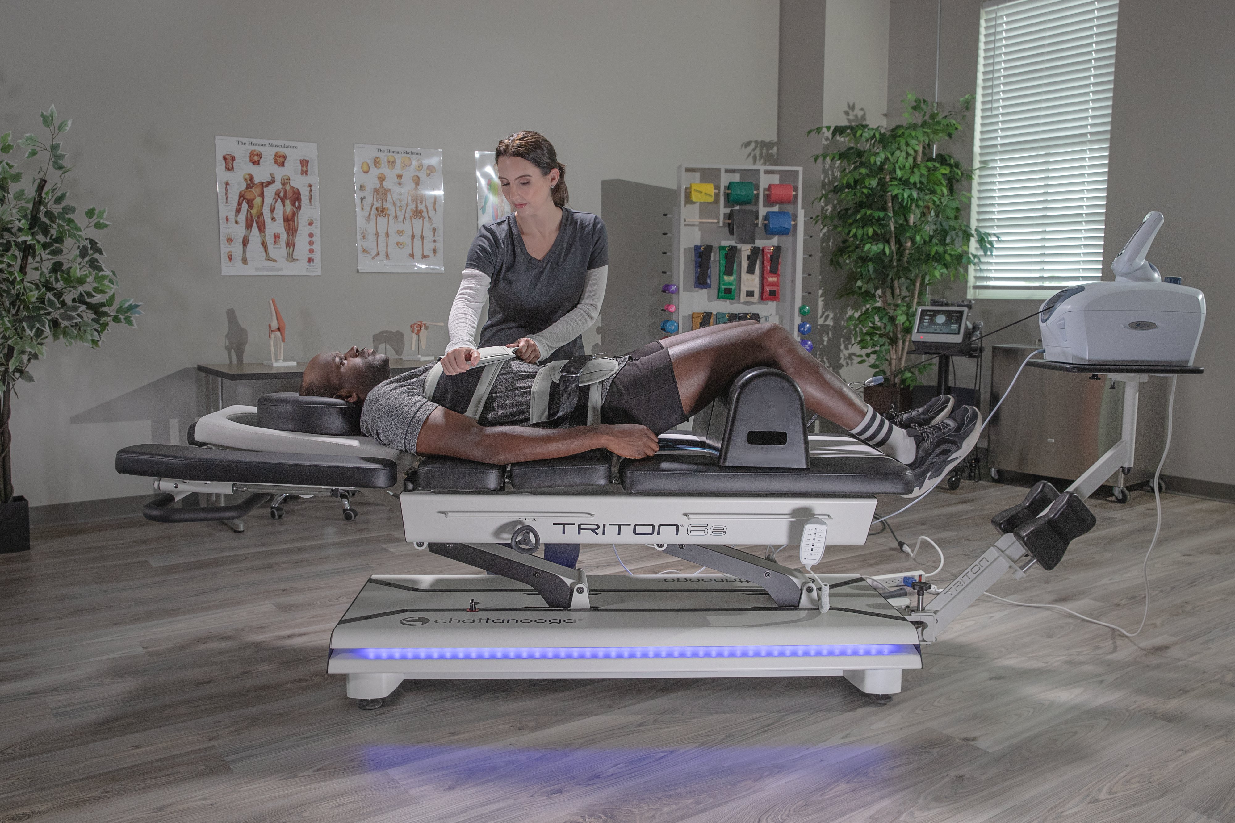 Chattanooga Triton® DTS Traction System | Save $300 Today